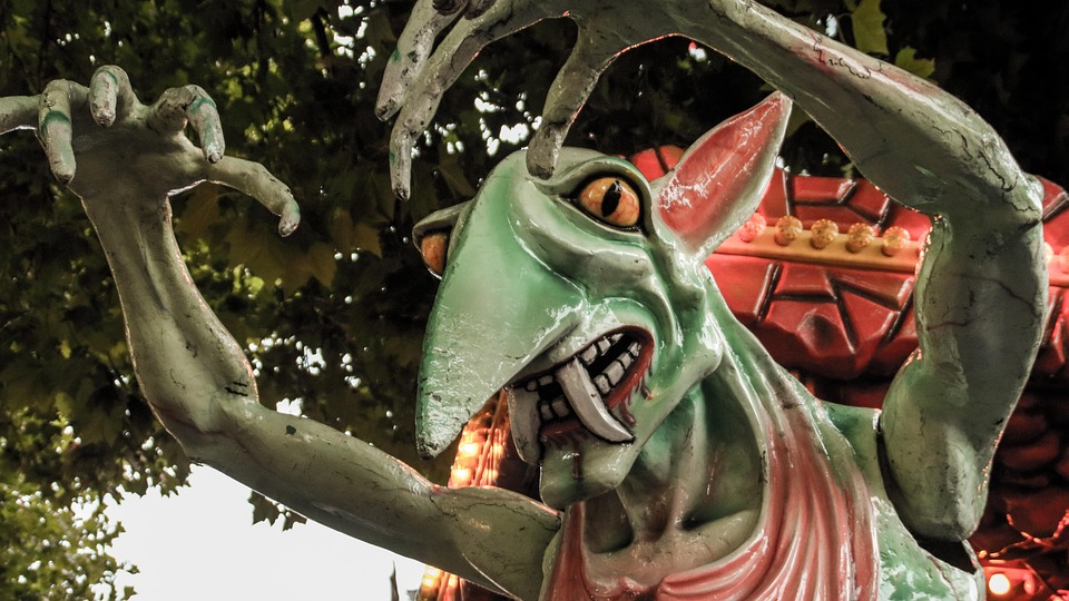 Chinese mystical writing: Fu ji (扶乩) – when the ghosts receive the pen ...